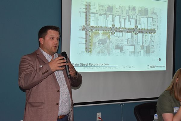 Residents cast votes to determine downtown design | News, Sports, Jobs ...